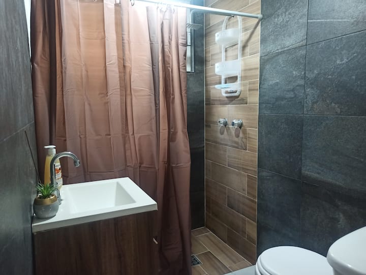 Para Grupos De Trabajo! 
Cerca De Tren Interurbano - Toluca