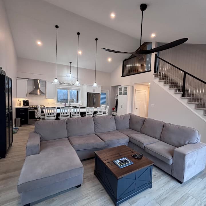 Cozy River Home - Kemptville