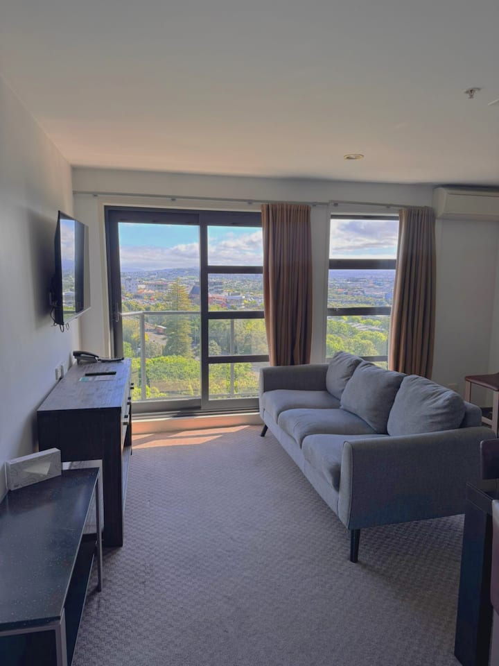 Two Bedroom View Apartment - Auckland
