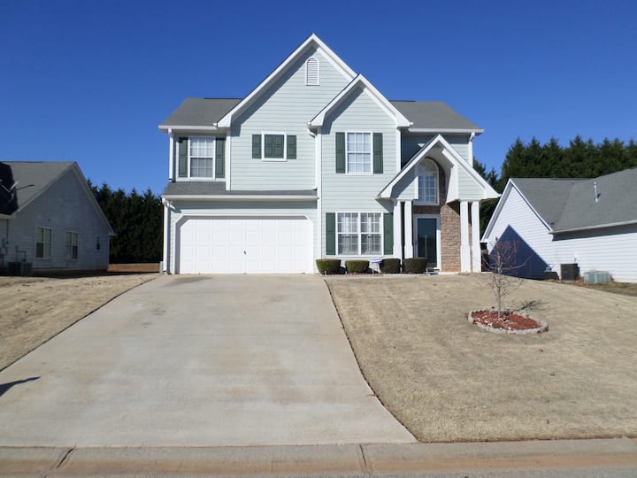 Family-friendly Home - Covington, GA