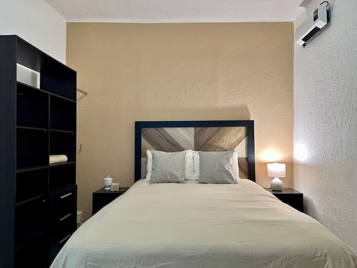 Casa Frida Roma Norte - Mexico