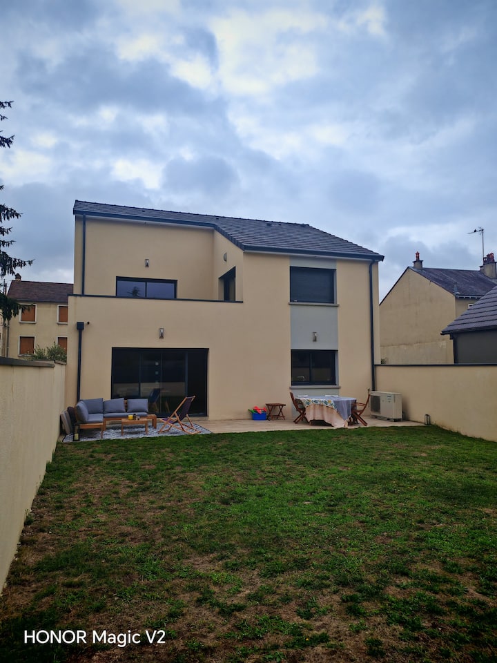 Maison 170m² à 10 Mn Circuit - Le Mans