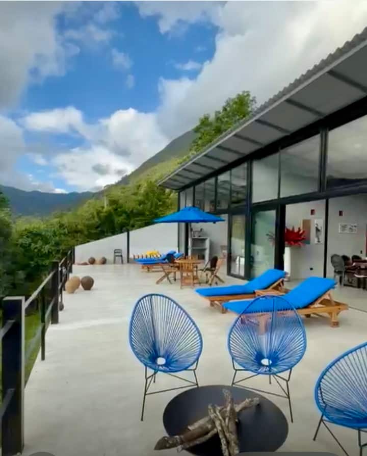 Spectacular Mountain House With Incredible Views - Pacho