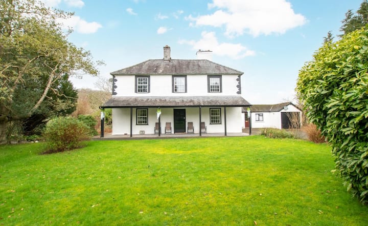 Welsh Manor With Riverside Views - Centre for Alternative Technology