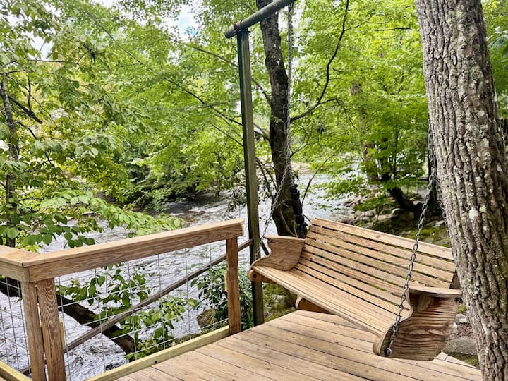 Deep Creek Cottage - Bryson City, NC