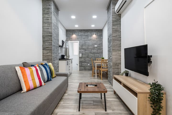 A Stone's Throw From Calle Alcalá For 4 People - Adolfo Suárez Madrid–Barajas Airport (MAD)