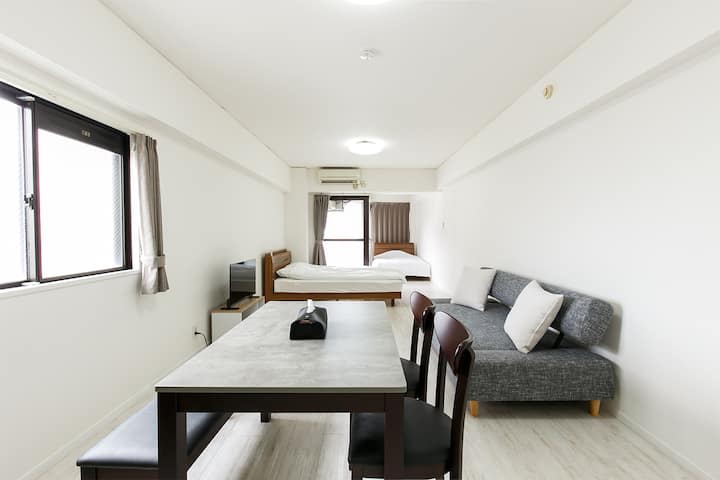 熱田神宮まで徒歩圏内　最大4名宿泊可　近くに大型ショッピングモールあり　#702 - 愛知郡