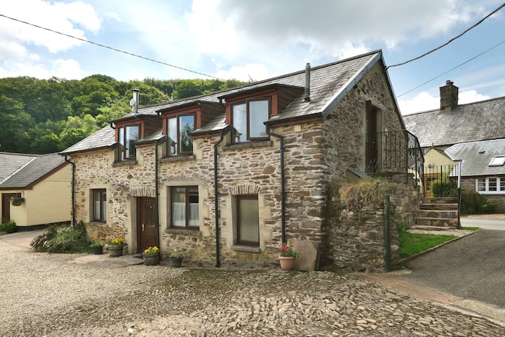 Relax In The Exmoor Countryside - Porlock