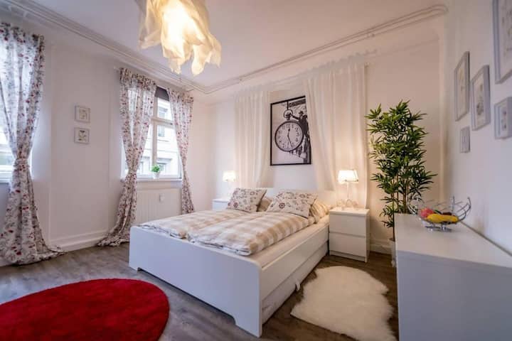 Charmantes Studio In Stuttgart Stadtmitte - Stuttgart