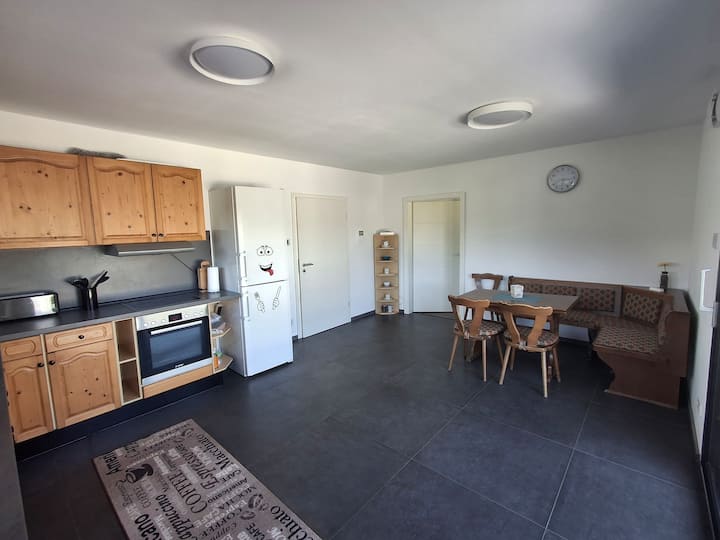 Ferien- Und Handwerkerwohnung - Schotten