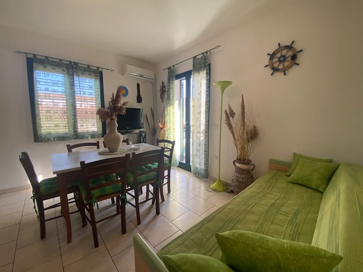 Un Elegante Bilocale Casa Tommy - Valledoria