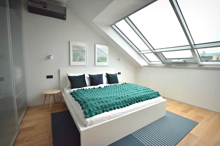 Luxury Rooftop Apartment Downtown - Praga