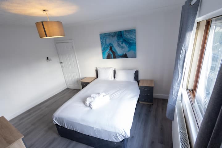 4br Free Park Work/corporate - Watford