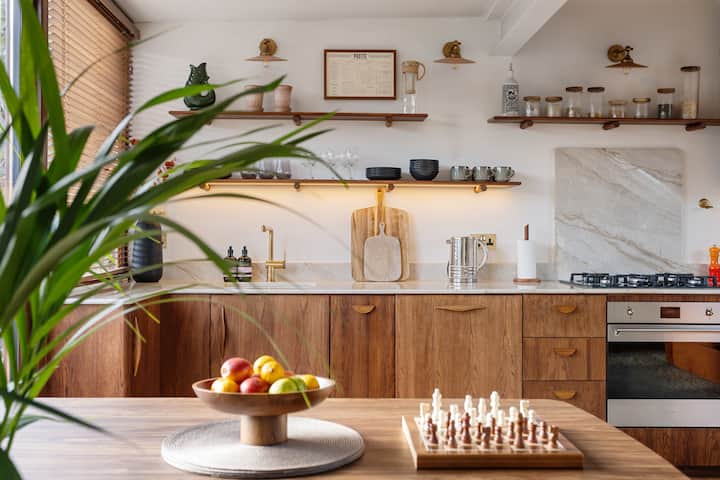 Live Like A Local | By Broadway Market | Hackney - 