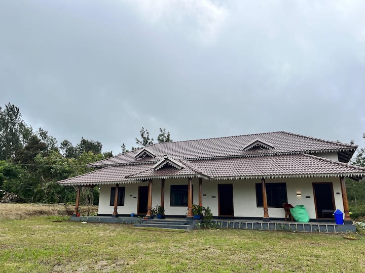 Kavalubare Retreat Rooms By Dazzle Destinations - Belur