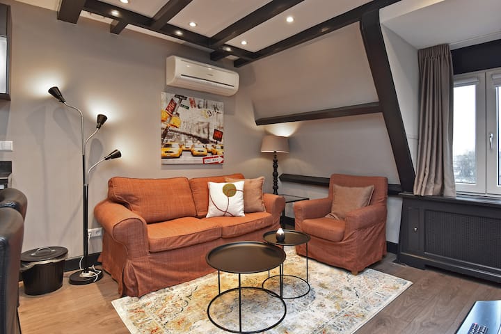 Park Central Comfort 84b - The Hague