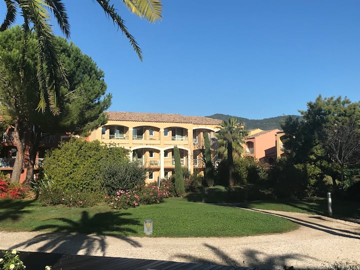 Rez De Jardin Avec Piscine - Mandelieu-la-Napoule