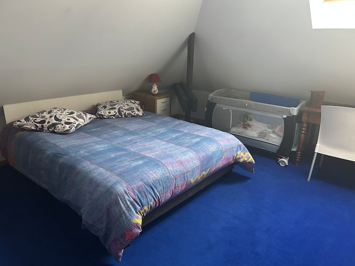 Chambre En Baie Gd Lit Dans Appartement Privatif - Étaples