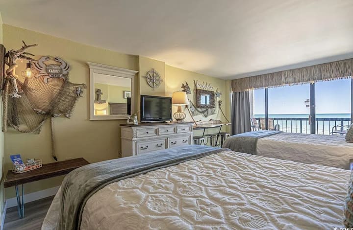 Ocean Front, Great Views & Great Amenities! - Myrtle Beach