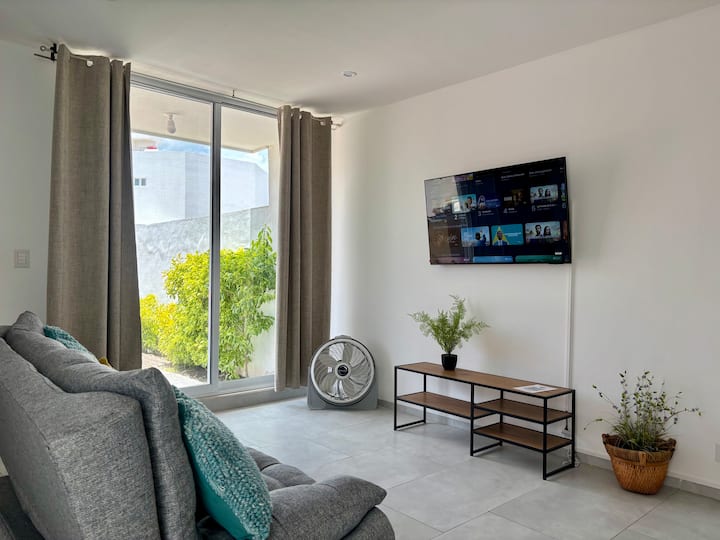 Casa Completa 8 Mins Del Centro Y Zona Ferial - Aguascalientes