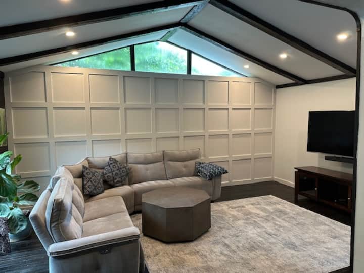 Tranquil 3br Lanai Ranch, 
1 Hour From Shinnecock - Oyster Bay, NY