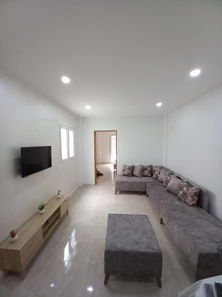Nuovo Ed Elegante Appartamento Centro Città - Zarzis
