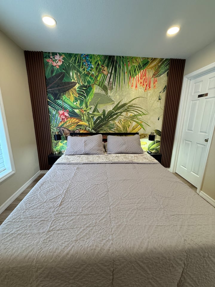 Jungle Vibed Escape - Spring Hill, FL