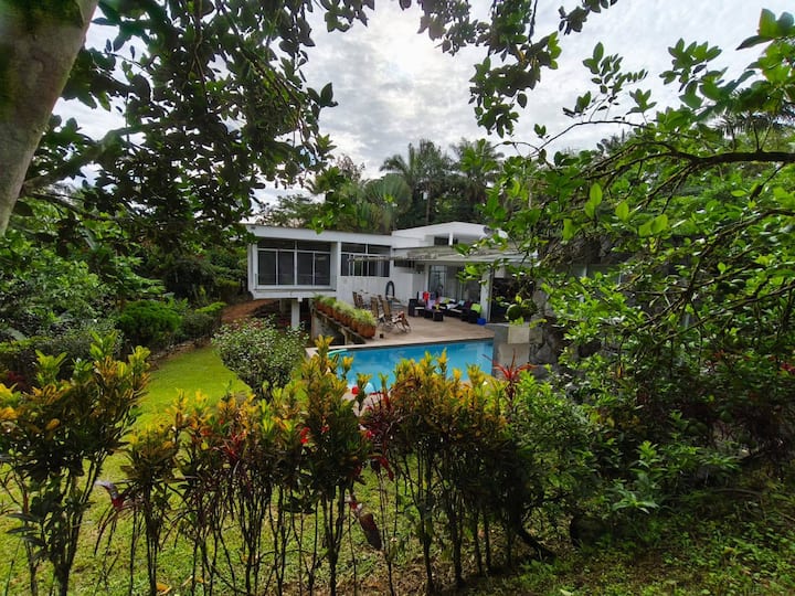 Casa Itzaya • Piscina Privada • Cascada Y Ríos - Pedro Vicente Maldonado