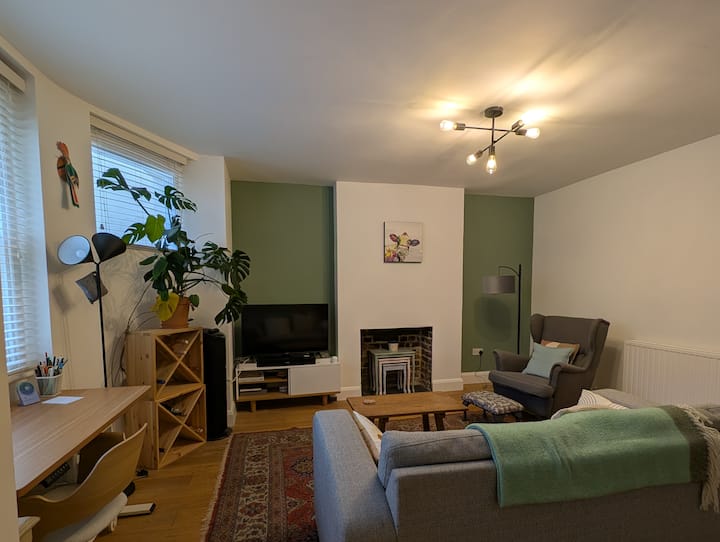 Cosy Flat In Central Brighton - Brighton and Hove
