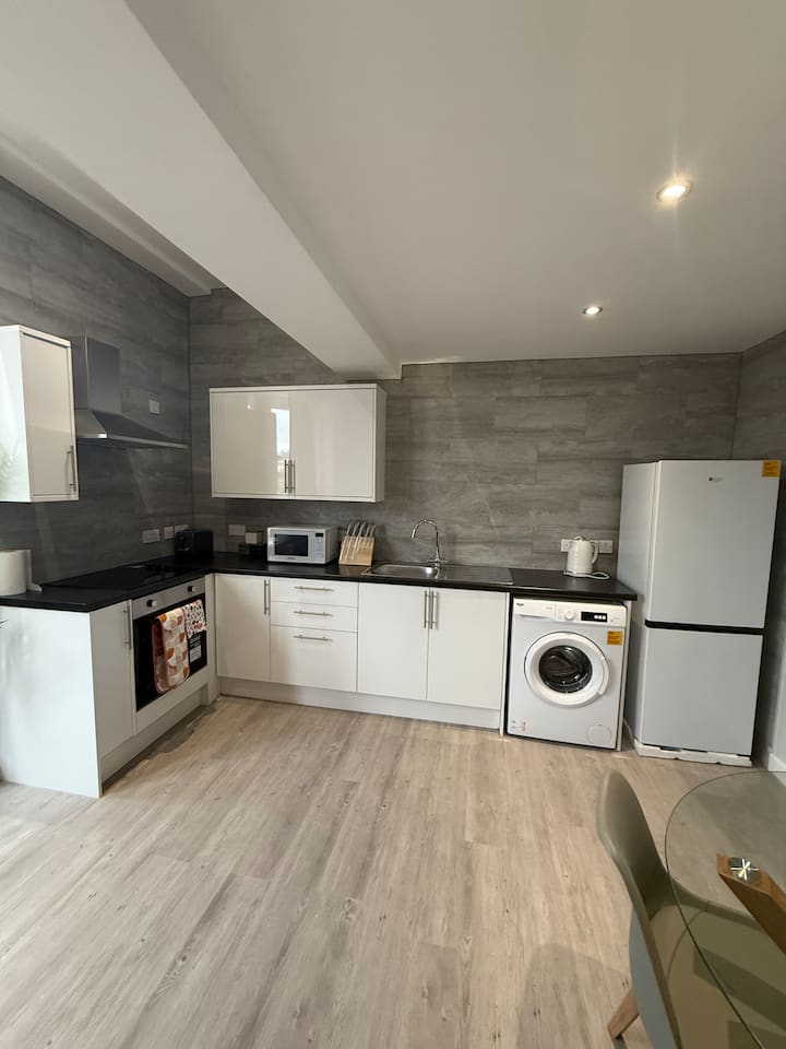 Long Stay Cozy 3bdr Central Southampton - Southampton Airport (SOU)