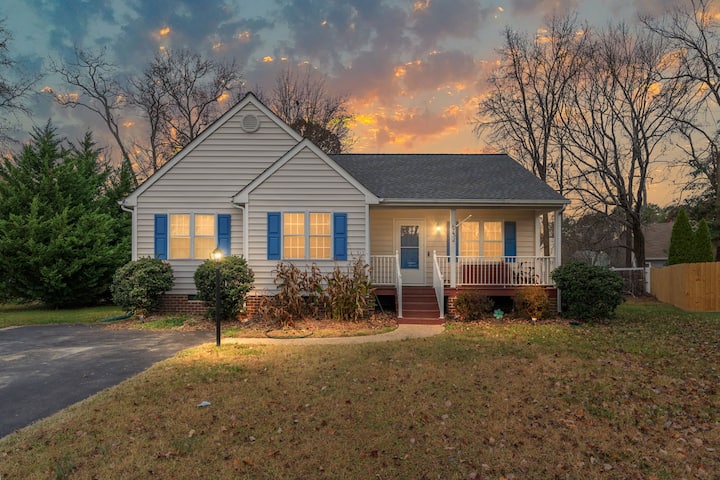 Peaceful 3 Br Ranch | King Bed | Fireplace - Ashland, VA