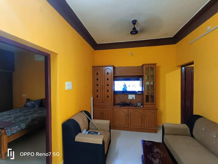 Meenakshi Home Stay - Madurai