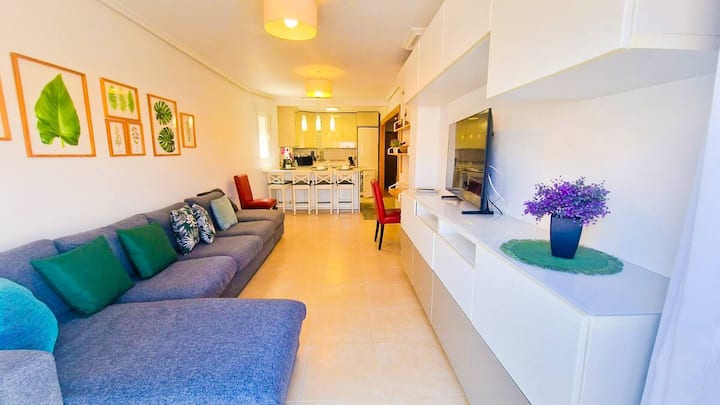 Prestigious Penthouse, Large Terrace, 250 M Beach - Torrevieja