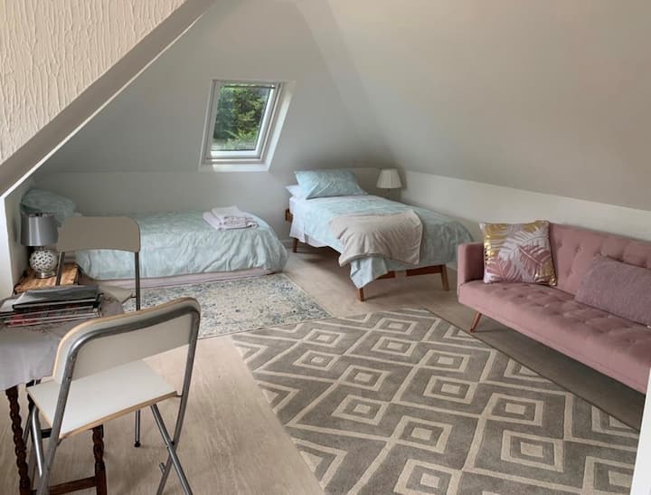 Gorgeous Space In Hampshire Hamlet - Andover