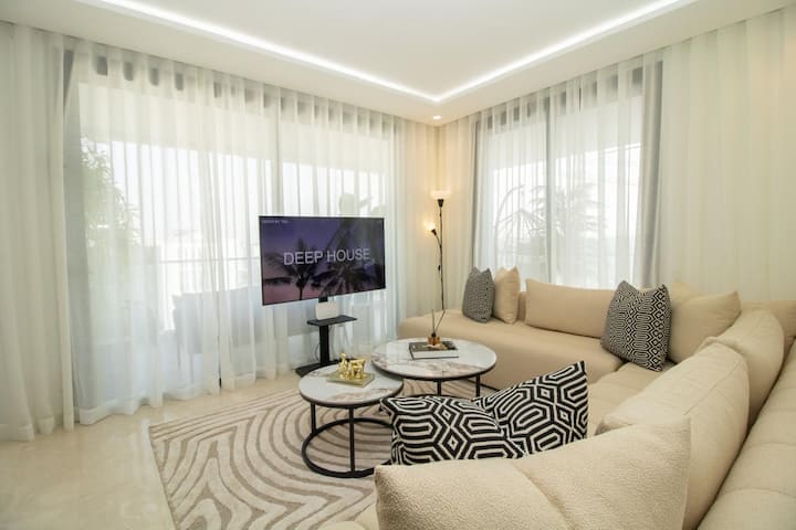 Joli Studio à Cfc Avec Jacuzzi Et Grande Terrasse - カサブランカ