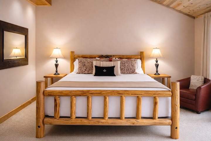 Black Butte Ranch Lodge Room 003 - Oregon