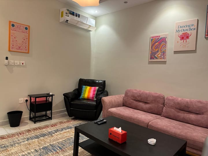 شقة غرفتين نوم وغرفه معيشة في حي الربوة شارع صاري - Jeddah