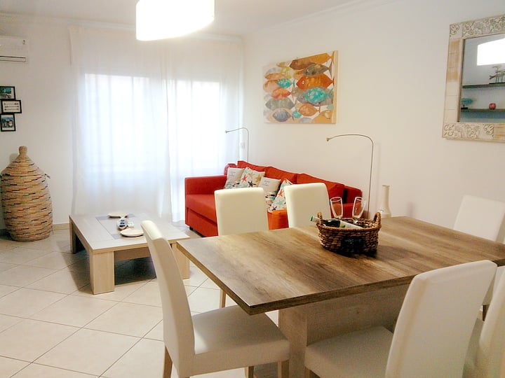 Marina: Appartement Moderne Au Coeur De La Ville - Olhão