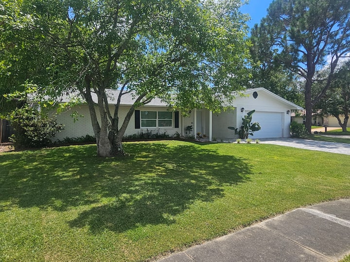 Modern Home | Race & Beach - Port Orange, FL