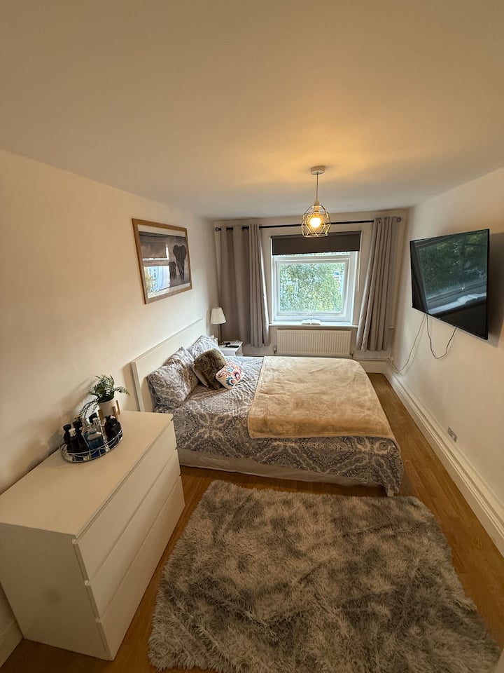 Charming Family Flat – 1 Bedroom - Croydon, UK