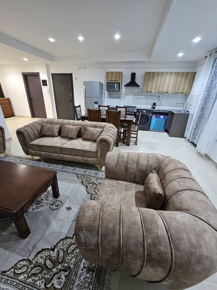 Location Appartement T4 éQuipé - Oran