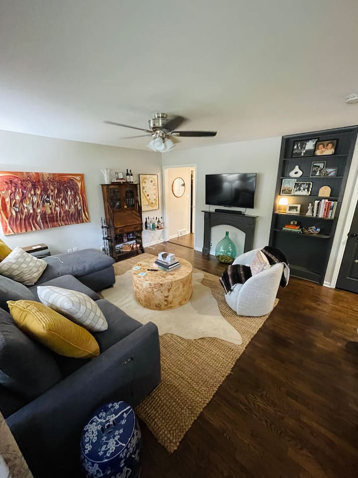 Gameday Getaway - Lawrence, KS