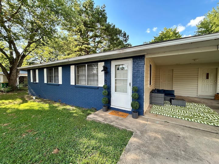 Cozy Family Home | 3br Near Fayetteville & U Of A - Fayetteville, AR