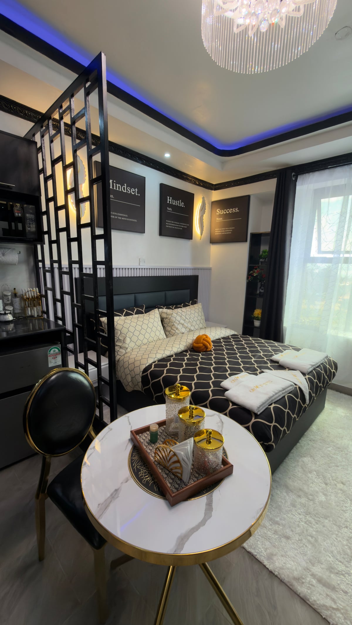 Deluxe Studio Apartment with Lake Nakuru View - Apartments for Rent in ...