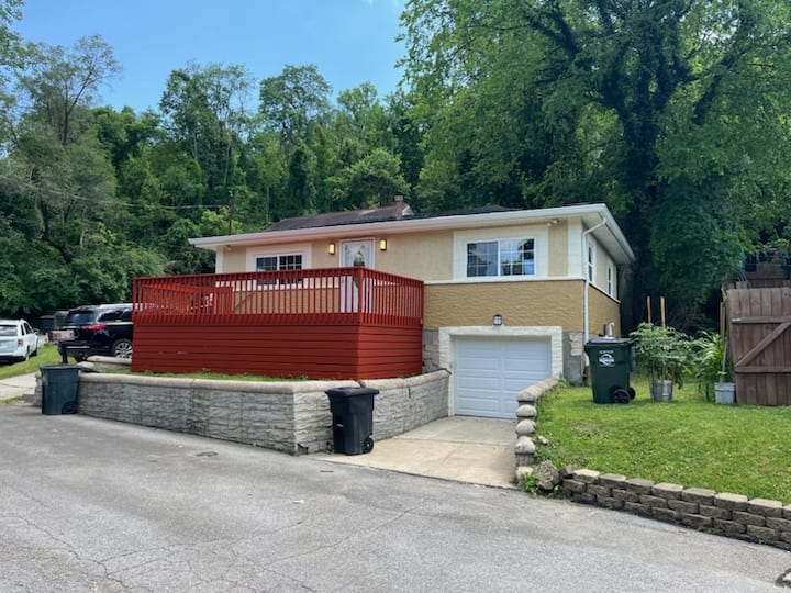 Lovely Small Quiet Home - Madeira, OH