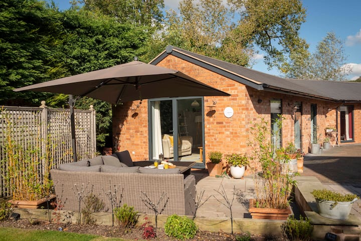 The Stables - A Stylish Countryside Home From Home - Ledbury
