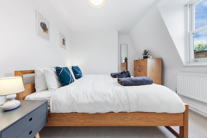 Luxury Flat In Olympia - 20% Off Long Stays - London