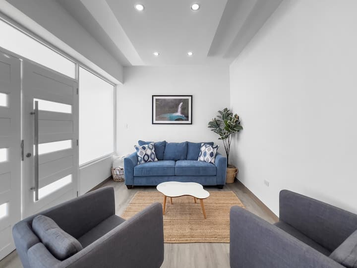 Comfy Modern Apt W/parking & Generator @ Manati - Barceloneta