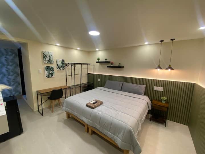 Mini Hotel Chetumal – Habitación 4 · Cama King - Chetumal