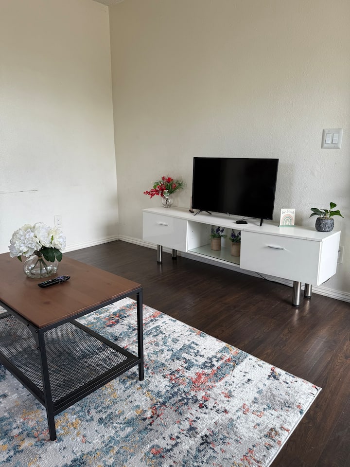 Private Unit In Ktown! - Hollywood, CA